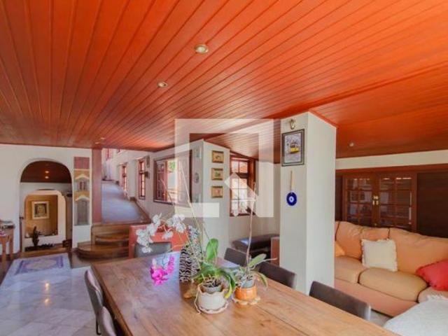 Casa à Venda Cambuci, 4 Quartos, 800 m2