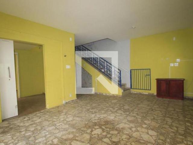 Casa à Venda Cambuci, 5 Quartos, 220 m2