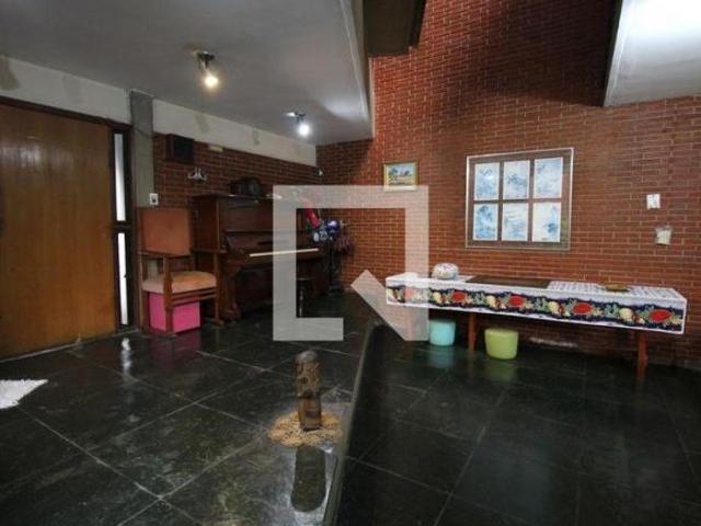 Casa à Venda Cambuci, 7 Quartos, 500 m² São Paulo