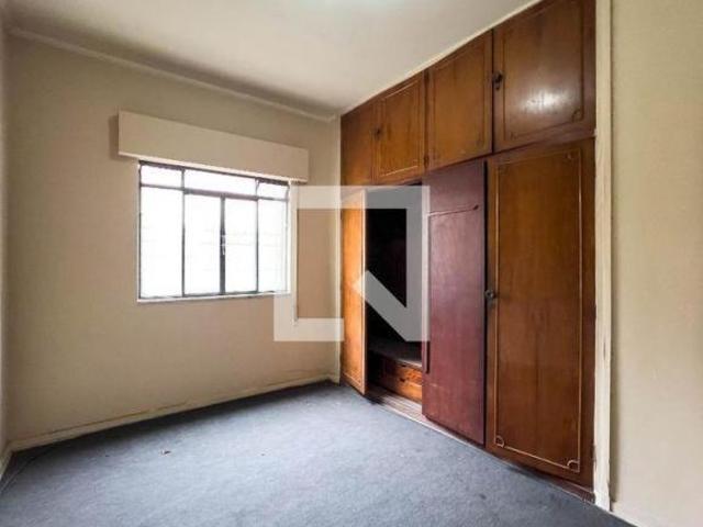 Casa à Venda Cambuci, 7 Quartos, 550 m² São Paulo