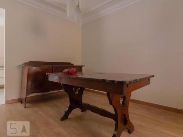 Casa à Venda Cambuci, 2 Quartos, 120 m2