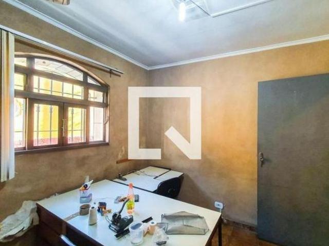 Casa à Venda Cambuci, 2 Quartos, 144 m2