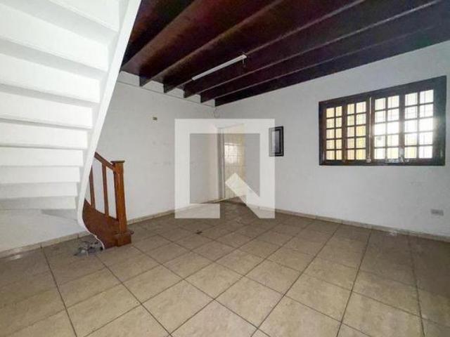 Casa à Venda Cambuci, 2 Quartos, 140 m2