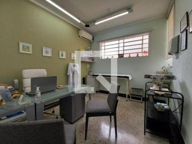 Casa à Venda Cambuci, 2 Quartos, 150 m² São Paulo
