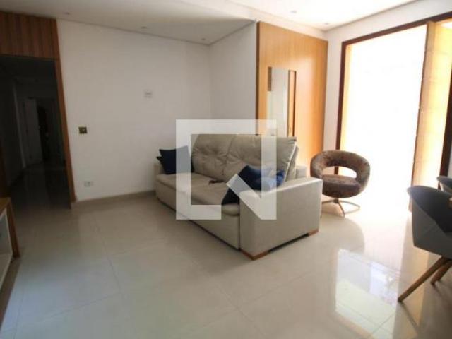 Casa à Venda Cambuci, 2 Quartos, 330 m2