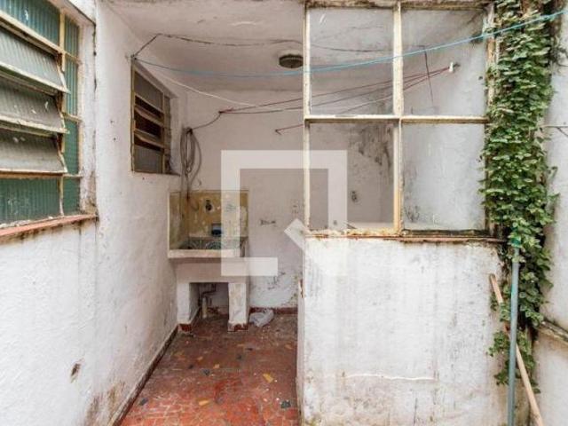 Casa à Venda Cambuci, 2 Quartos, 90 m2
