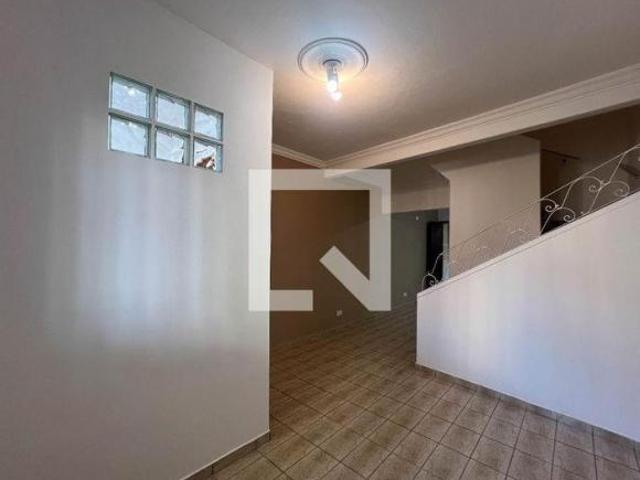 Casa à Venda Cambuci, 2 Quartos, 90 m2
