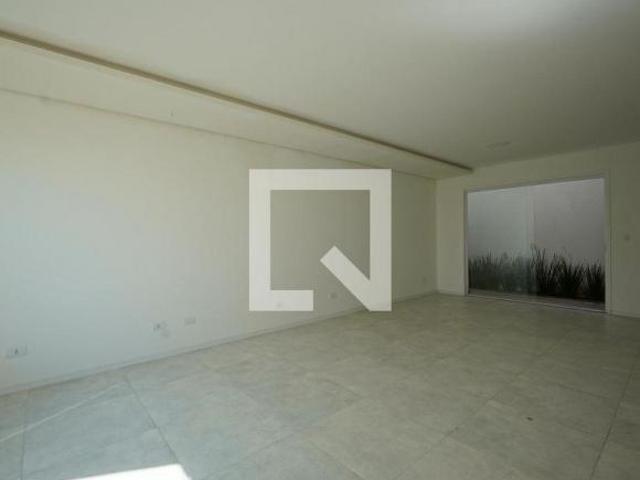 Casa à Venda Cambuci, 3 Quartos, 120 m2