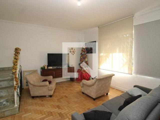 Casa à Venda Cambuci, 3 Quartos, 185 m2
