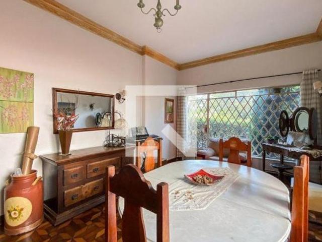 Casa à Venda Cambuci, 3 Quartos, 200 m² São Paulo