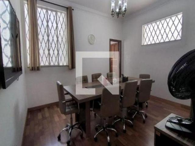 Casa à Venda Cambuci, 3 Quartos, 219 m² São Paulo