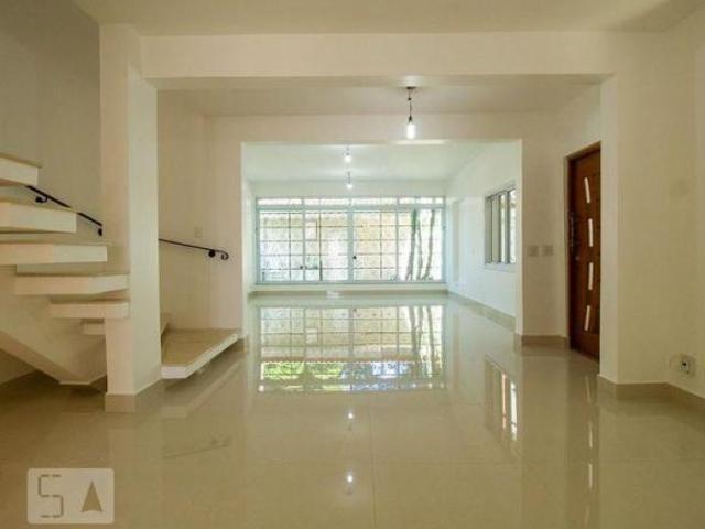Casa à Venda Cambuci, 3 Quartos, 250 m2