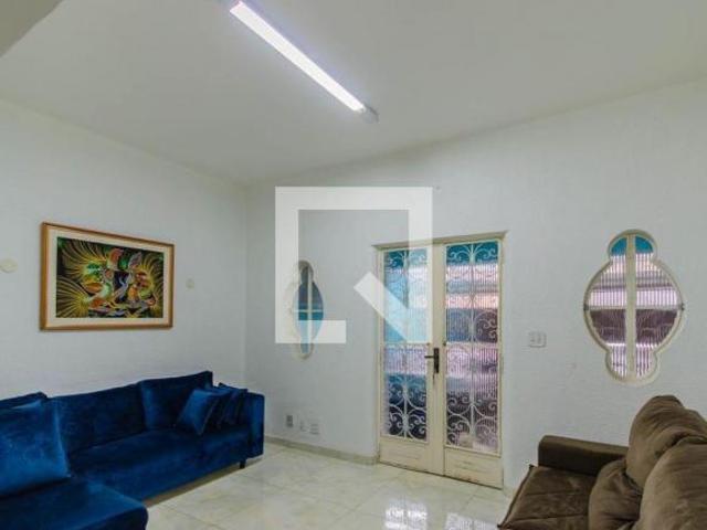 Casa à Venda Cambuci, 3 Quartos, 270 m2
