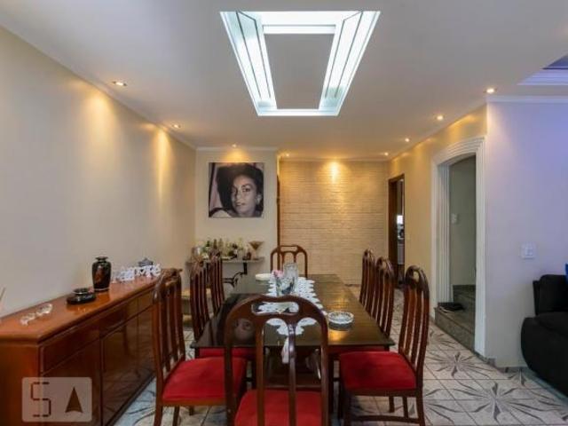 Casa à Venda Cambuci, 3 Quartos, 295 m2