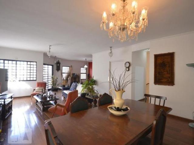 Casa à Venda Cambuci, 3 Quartos, 382 m2