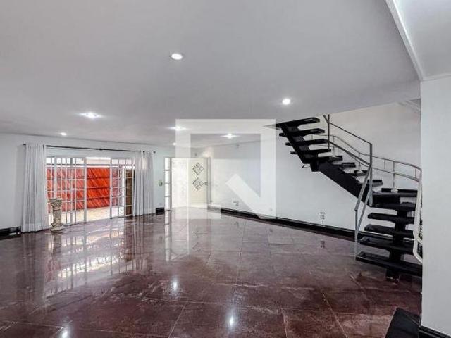 Casa à Venda Cambuci, 3 Quartos, 400 m2