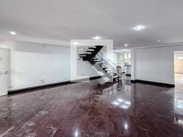 Casa à Venda Cambuci, 3 Quartos, 400 m2
