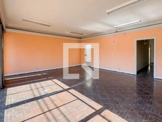 Casa à Venda Cambuci, 3 Quartos, 447 m² São Paulo