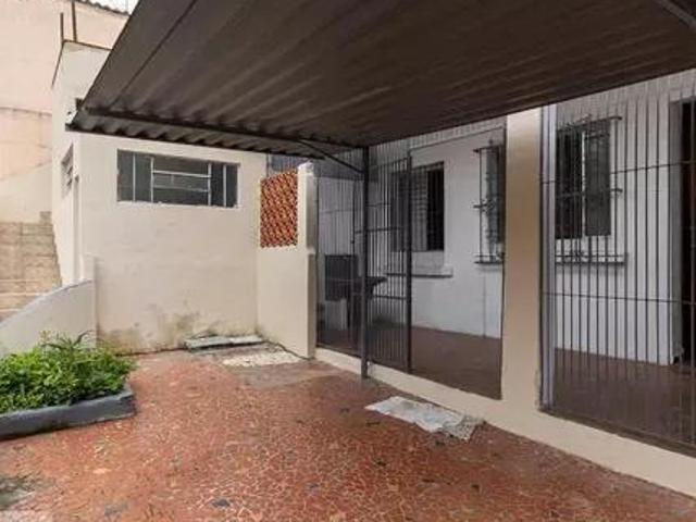 Casa à venda, Cambuci, dividida em 6 kitnet São Paulo, SP