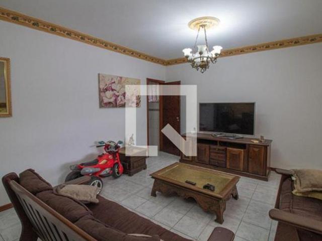 Casa à Venda Campo Belo, 4 Quartos, 130 m2