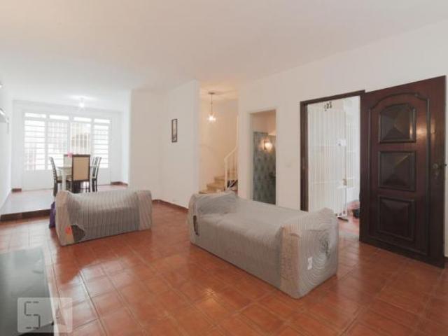 Casa à Venda Campo Belo, 4 Quartos, 150 m2