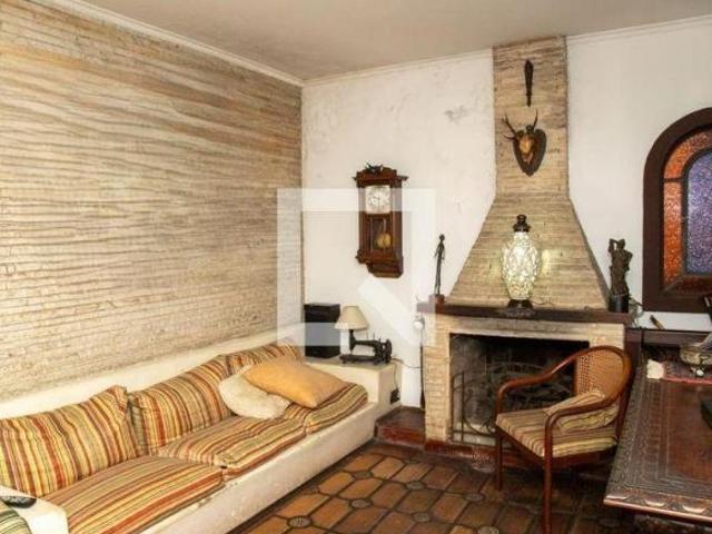 Casa à Venda Campo Belo, 4 Quartos, 167 m² São Paulo