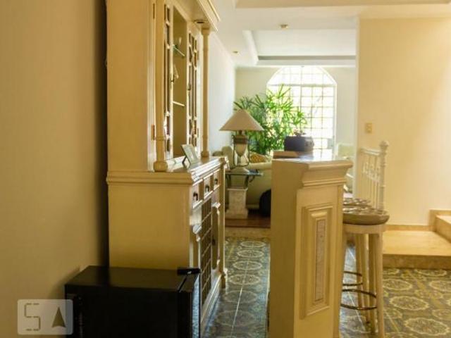 Casa à Venda Campo Belo, 4 Quartos, 300 m² São Paulo