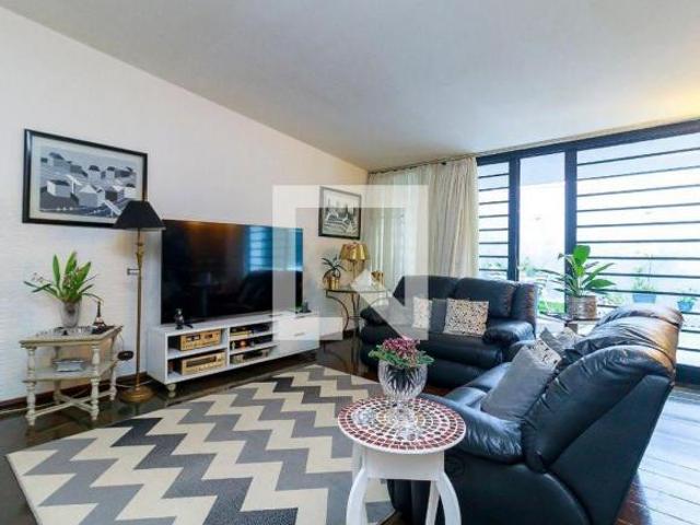 Casa à Venda Campo Belo, 4 Quartos, 380 m2