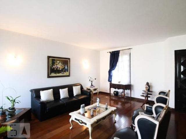 Casa à Venda Campo Belo, 4 Quartos, 520 m2