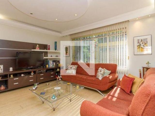 Casa à Venda Campo Belo, 5 Quartos, 230 m2