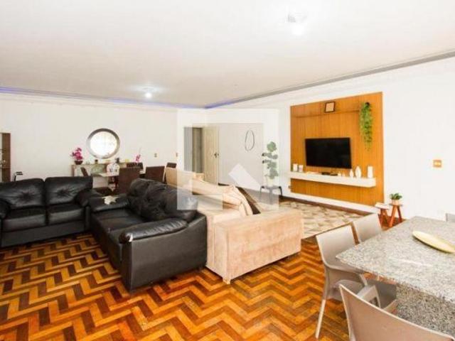 Casa à Venda Campo Belo, 6 Quartos, 600 m² São Paulo