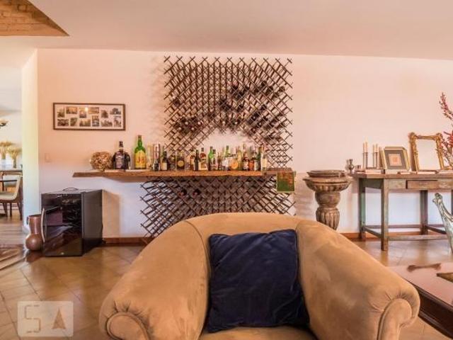 Casa à Venda Campo Belo, 6 Quartos, 650 m2
