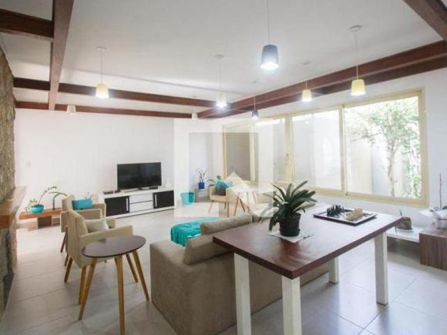Casa à Venda Campo Belo, 7 Quartos, 1000 m² São Paulo