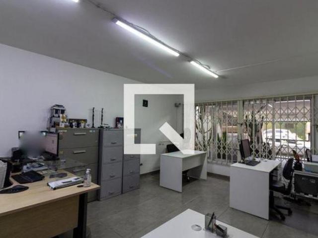 Casa à Venda Campo Belo, 8 Quartos, 270 m2