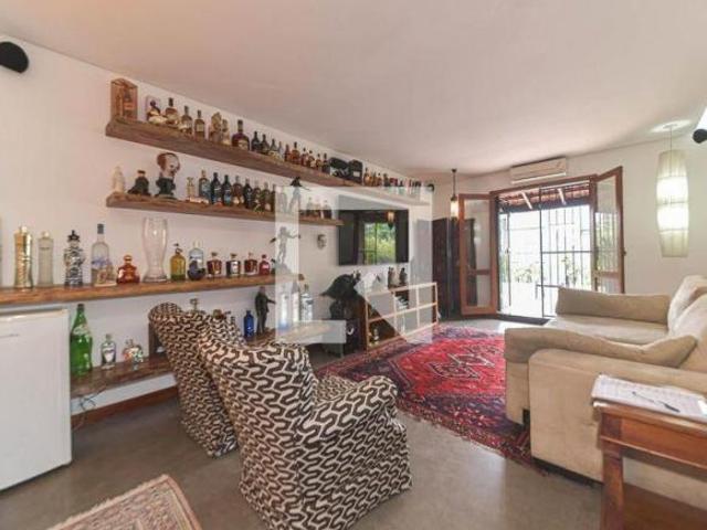 Casa à Venda Campo Belo, 1 Quarto, 150 m2