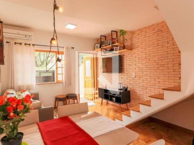 Casa à Venda Campo Belo, 2 Quartos, 130 m² São Paulo