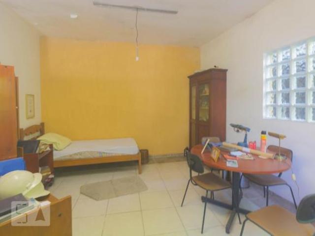Casa à Venda Campo Belo, 2 Quartos, 270 m2