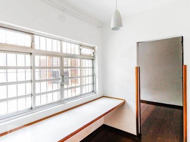 Casa à Venda Campo Belo, 3 Quartos, 200 m2