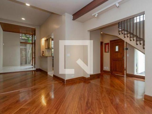 Casa à Venda Campo Belo, 3 Quartos, 226 m² São Paulo