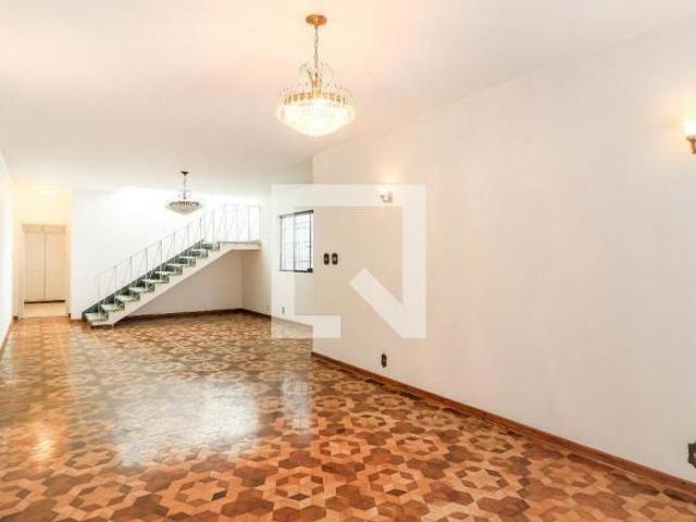 Casa à Venda Campo Belo, 3 Quartos, 223 m2