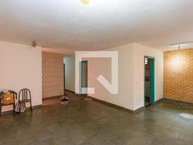 Casa à Venda Campo Belo, 3 Quartos, 250 m2
