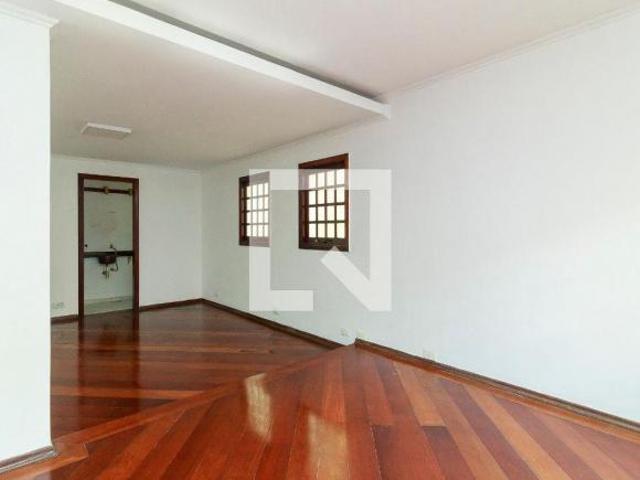 Casa à Venda Campo Belo, 3 Quartos, 300 m2