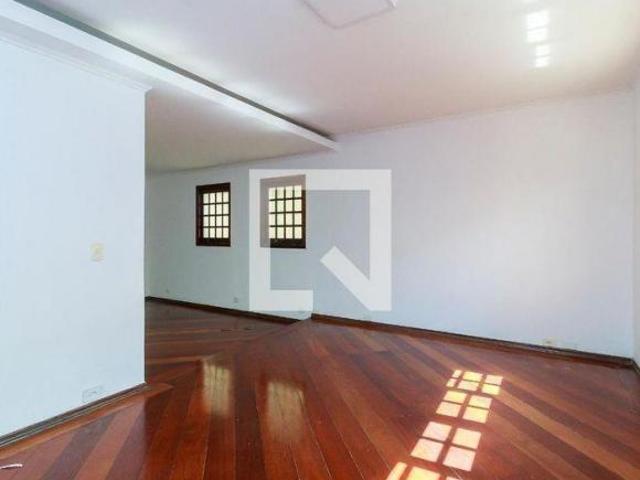 Casa à Venda Campo Belo, 3 Quartos, 300 m² São Paulo
