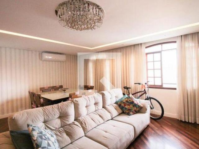 Casa à Venda Campo Grande, 3 Quartos, 240 m2