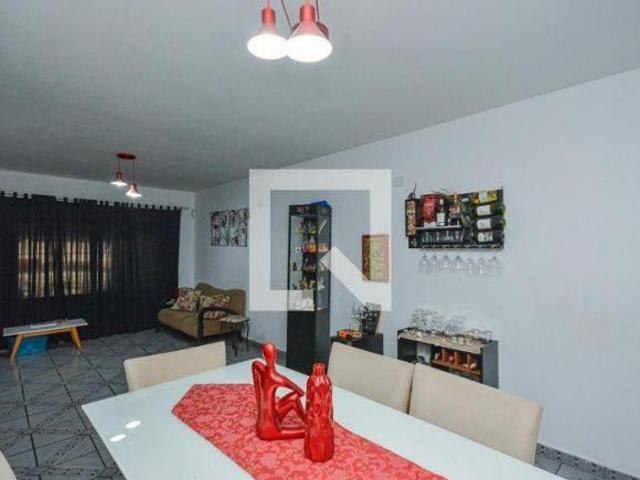 Casa à Venda Campo Grande, 4 Quartos, 150 m² São Paulo