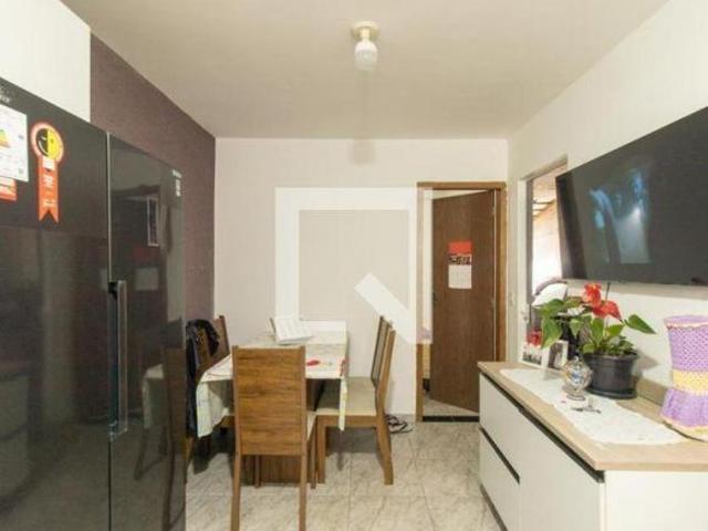 Casa à Venda Campo de Santana, 2 Quartos, 100 m² Curitiba