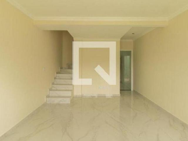 Casa à Venda Campo de Santana, 2 Quartos, 84 m² Curitiba