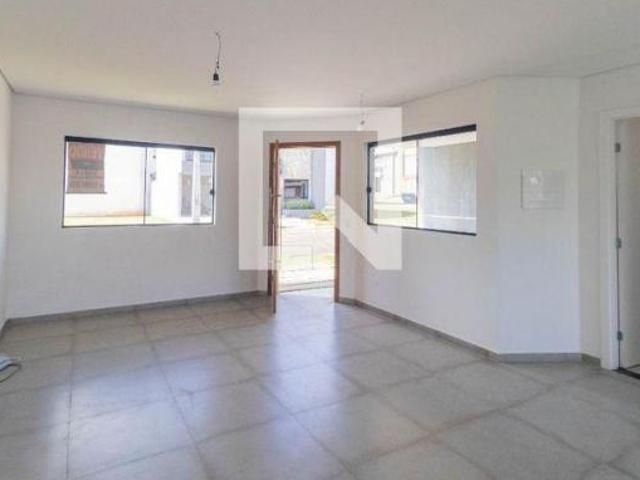 Casa à Venda Campo de Santana, 3 Quartos, 132 m² Curitiba