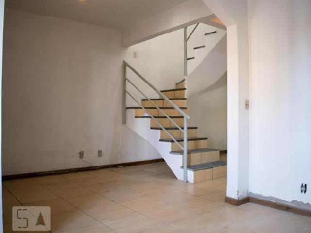 Casa à Venda Campo Novo, 4 Quartos, 100 m² Porto Alegre