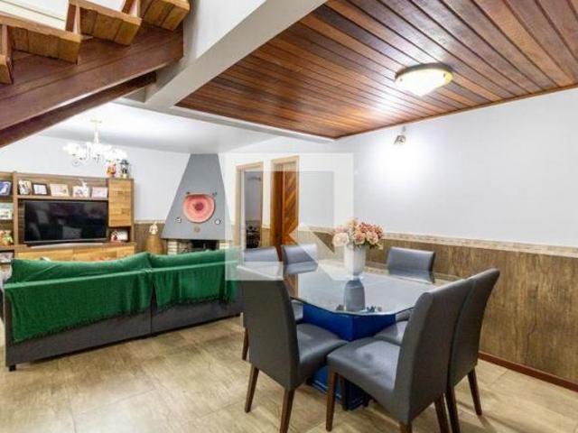 Casa à Venda Campo Novo, 4 Quartos, 306 m² Porto Alegre